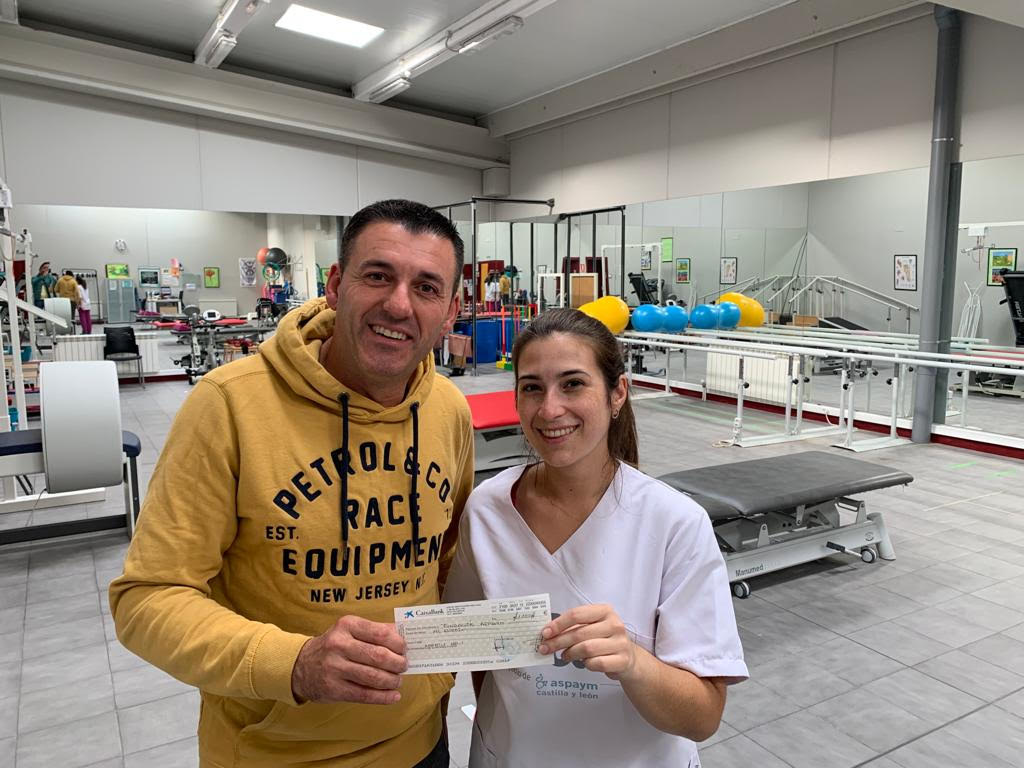 Entrega de cheque solidario de la Legua de la Morcilla | Excma ...